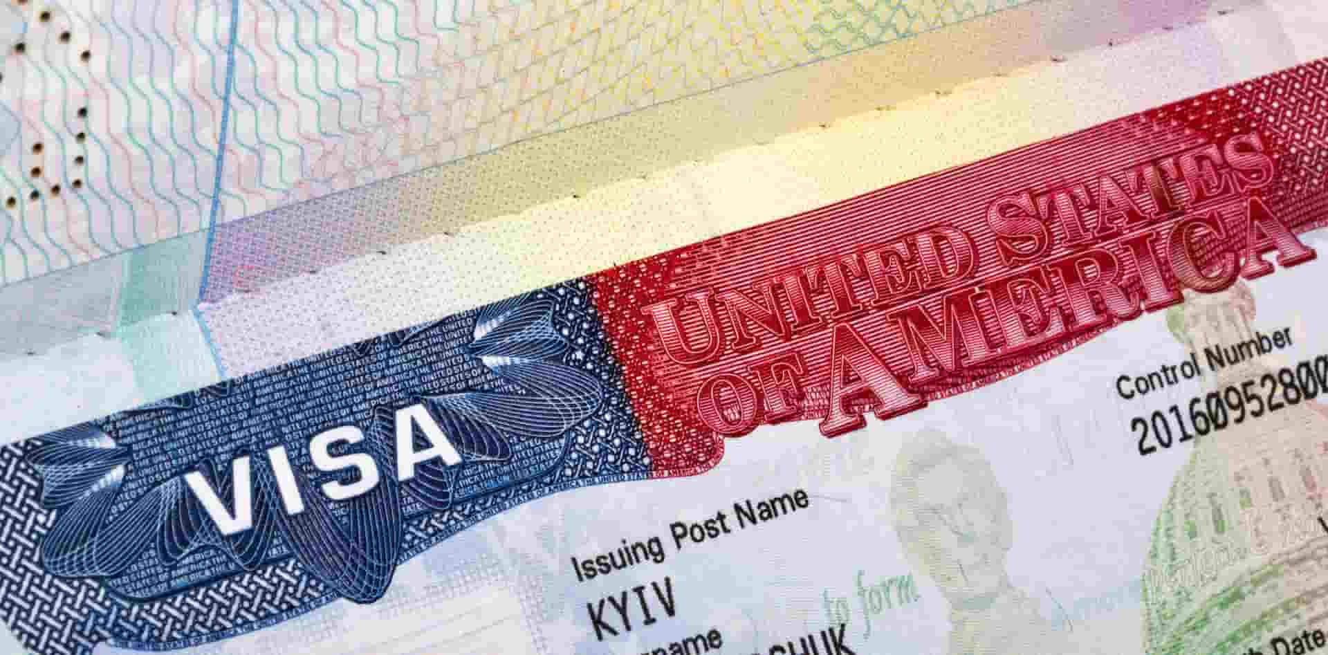 What Is the Difference Between the I-140 and the I-485 Forms ...